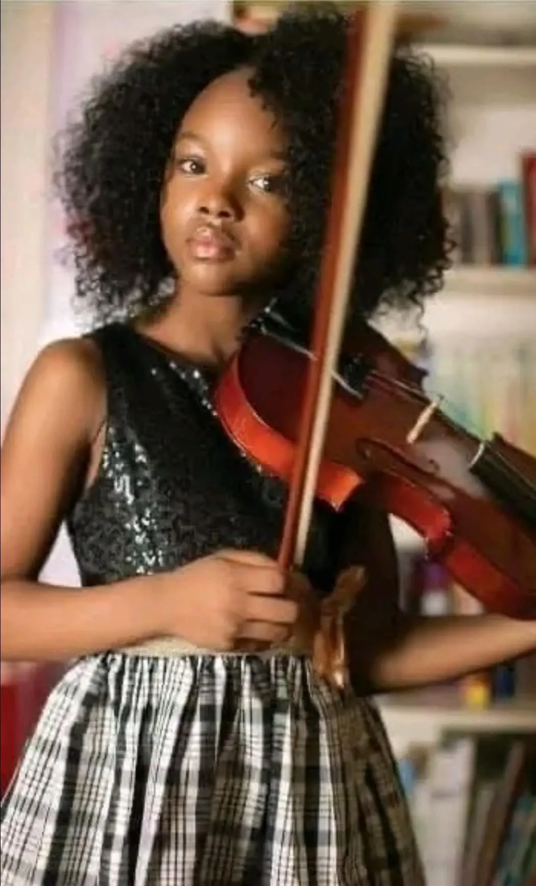 Mabou Loiseau: The Prodigy Who Speaks Multiple Languages, Plays ...